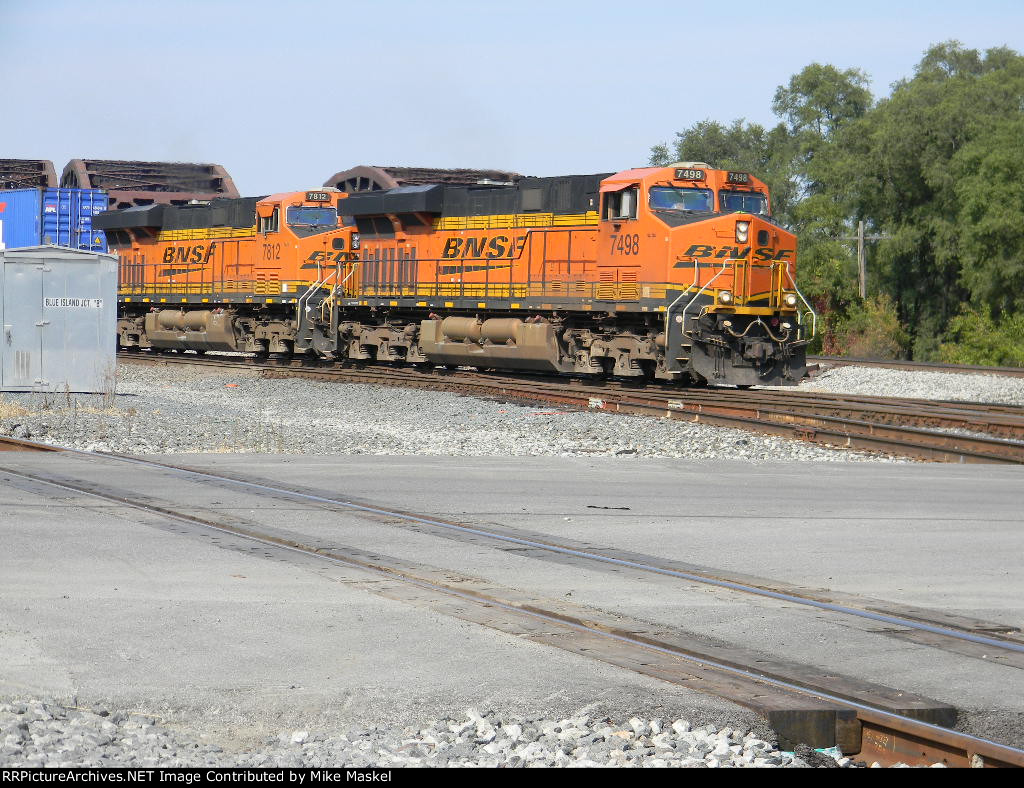 BNSF 7498